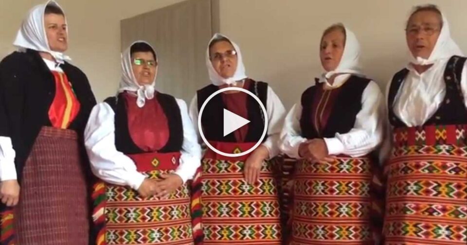 Croatian folk dance - Kolo